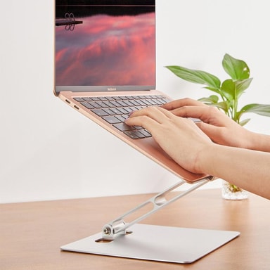 NÖRDIC bærbar stativ i aluminium for opp til 17"" justerbar høyde for ...