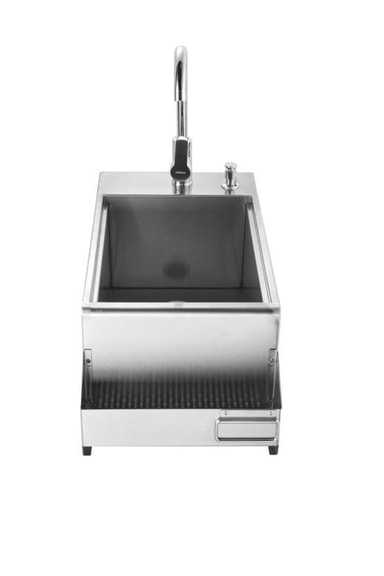 Myoutdoorkitchen - Built-in - Innbyggbar vannkran med cocktailstasjon ...